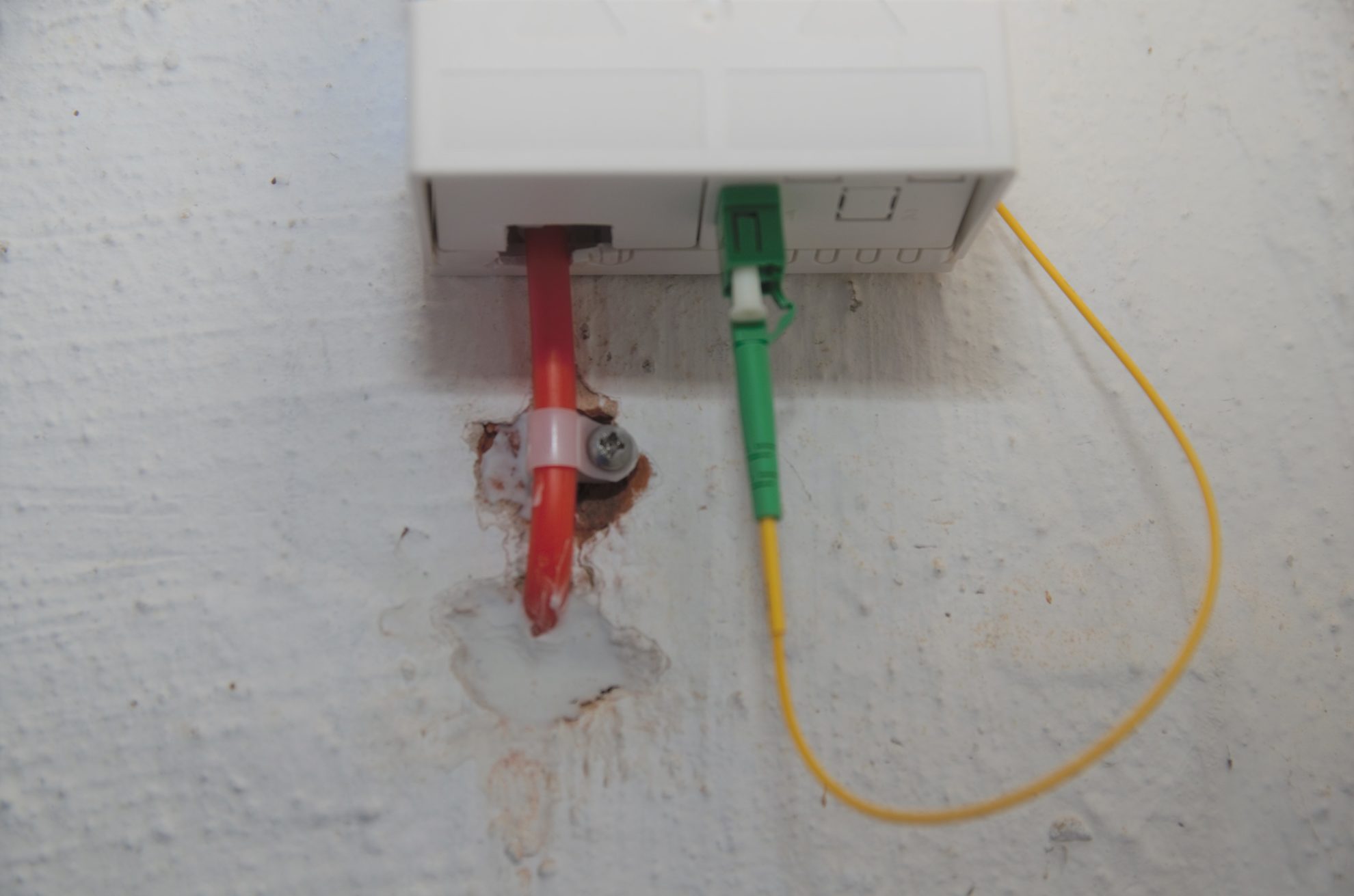 Hausanschluss und Glasfaser-Komponenten